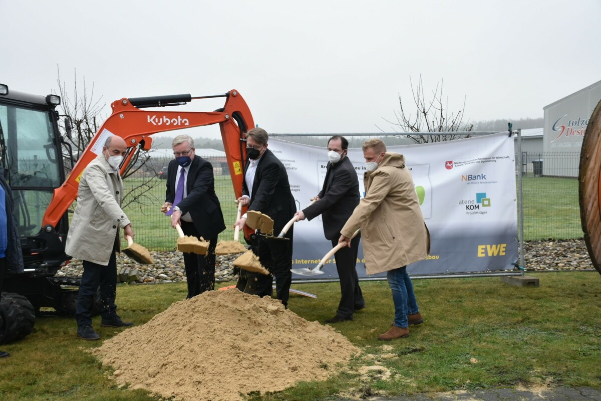 Landkreis Emsland - Krankenhäuser und Schulen - 2. Projektphase - Breitband - Infrastruktur ...